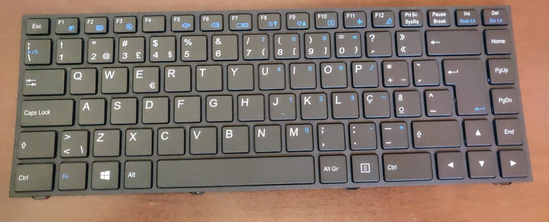 Clavier QWERTY PT (Portugal) pour Clevo N240 - Ekimia Unifit - Ekimia